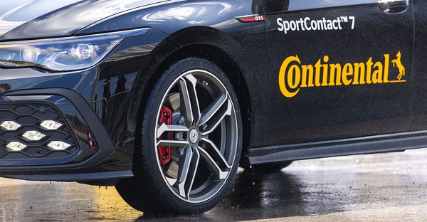 CONTINENTAL - Die Luft ist komplett raus | stock3