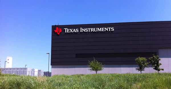 (3⁺) TEXAS INSTRUMENTS plant riesige US-Investitionen | stock3
